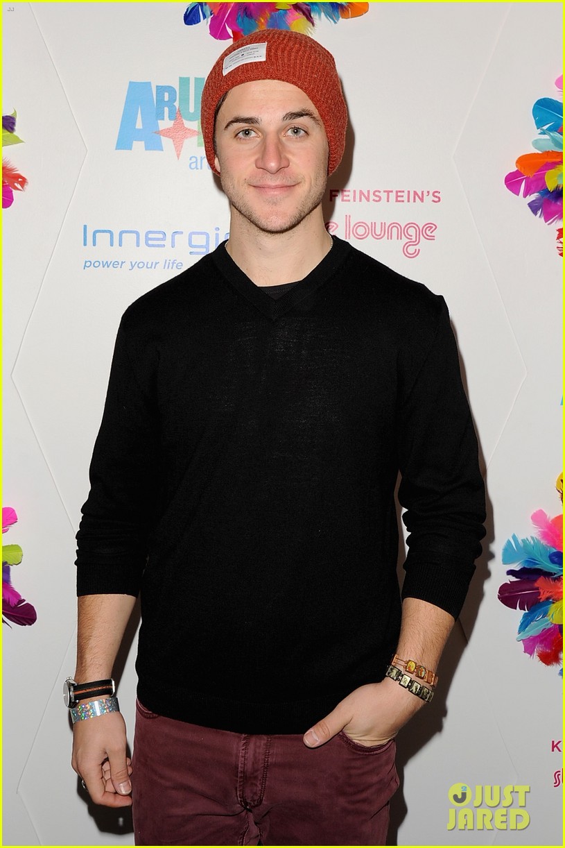 Nikki Reed Covers Engagement Ring with Gloves at Sundance!: Photo ...