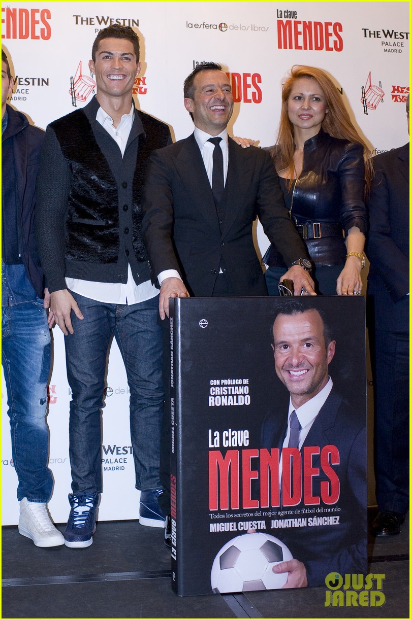 Cristiano Ronaldo Supports Sport Agent Jorge Mendes at His 'Key to ...