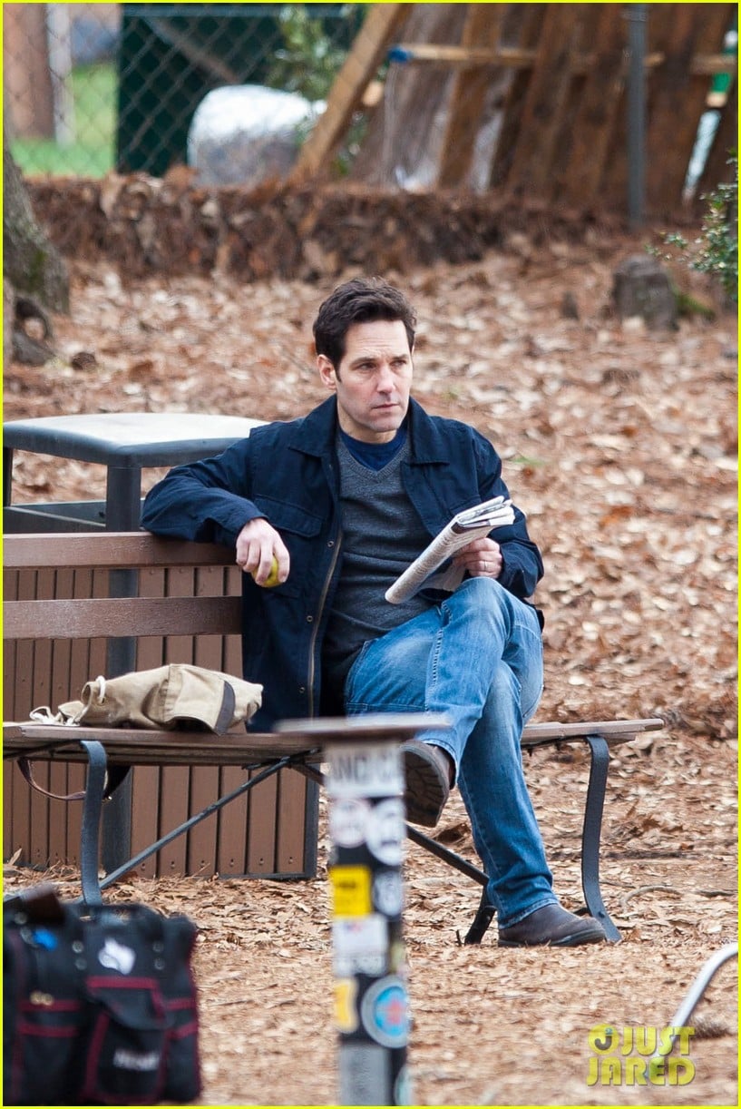 Paul Rudd Looks Horrified By His Snack On Set: Photo 3287038 | Paul ...