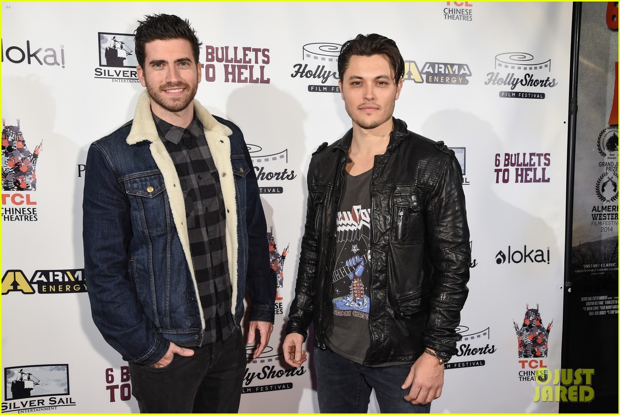 Tom Welling Makes a Super Rare Red Carpet Appearance!: Photo 3282572 ...