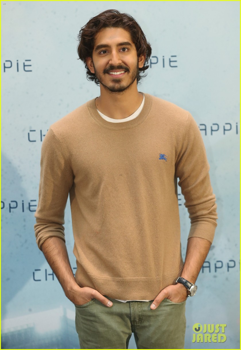Dev Patel Meets Up with Hugh Jackman & Sigourney Weaver in Berlin for ...