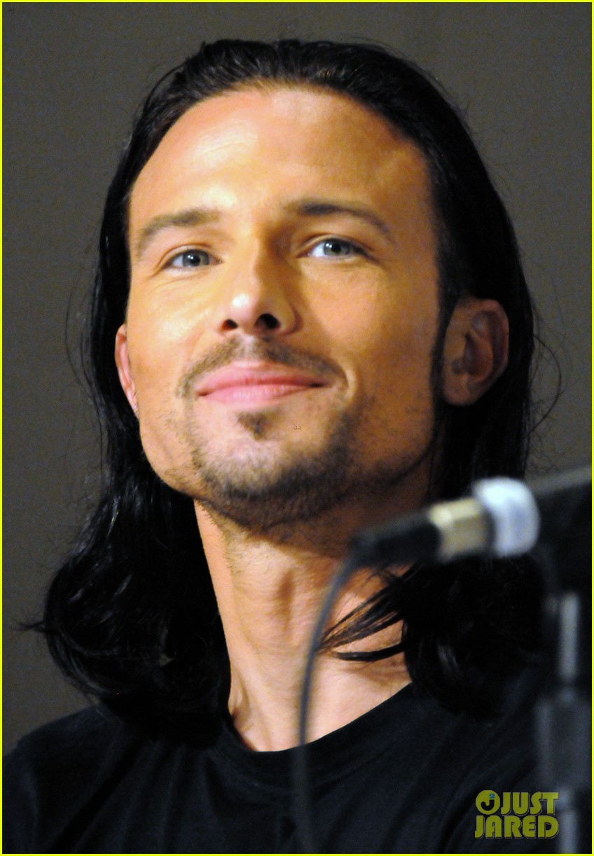 'Power Ranger' Ricardo Medina Jr. Arrested for Murder, Stabs Roommate ...