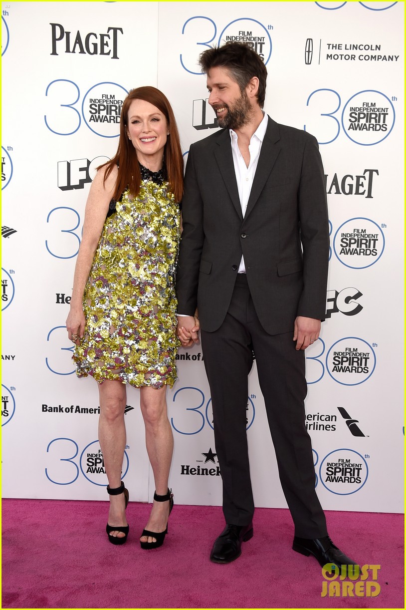 Julianne Moore Brings Hubby Bart Freundlich for Support at Spirit ...