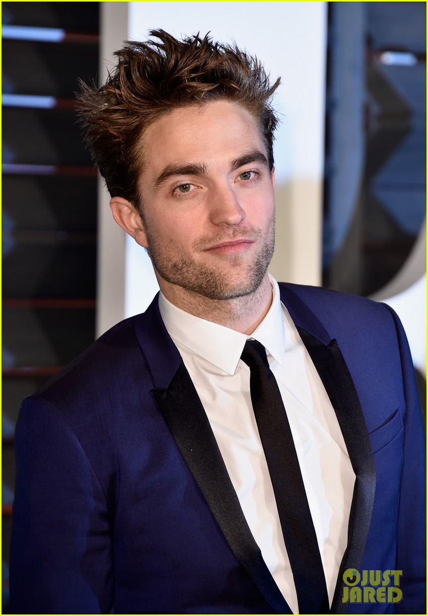 Robert Pattinson Spends Oscars 2015 Night with His BFFs!: Photo 3311602 ...