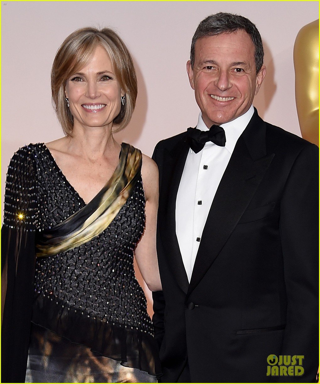 Disney CEO Bob Iger's Wife Wore a Yoda Dress to Oscars 2015: Photo ...