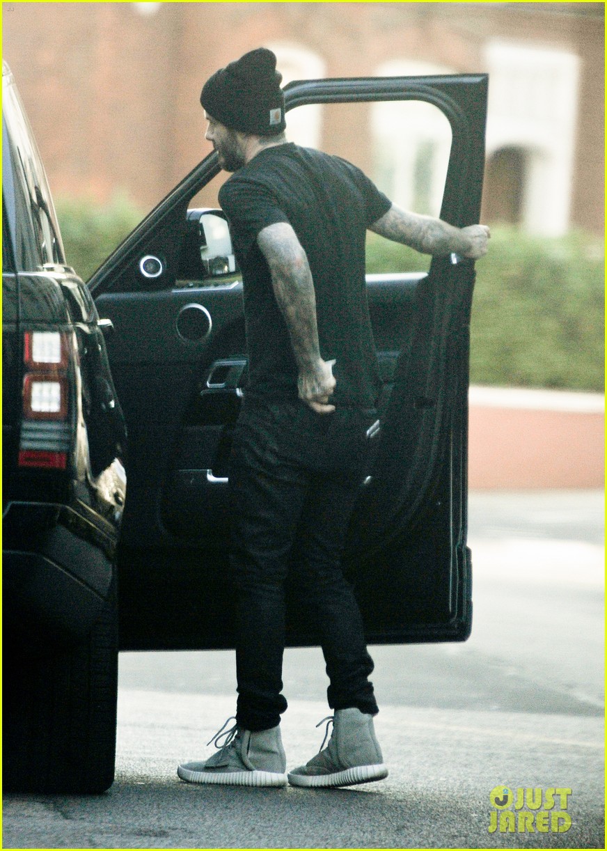 David Beckham Runs Errands Rocking His Sexy Scruff: Photo 3321392 ...
