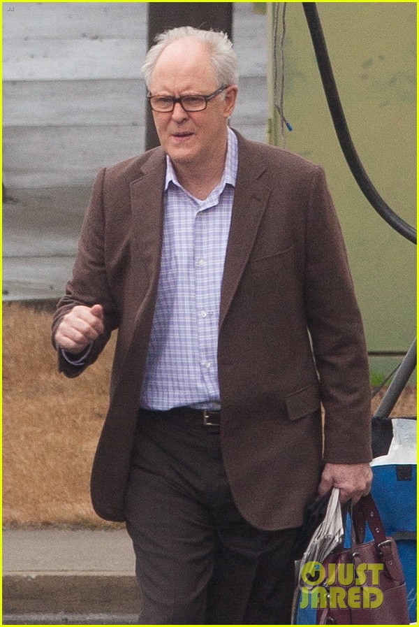 Ben Affleck Suits Up for 'The Accountant' With John Lithgow: Photo ...