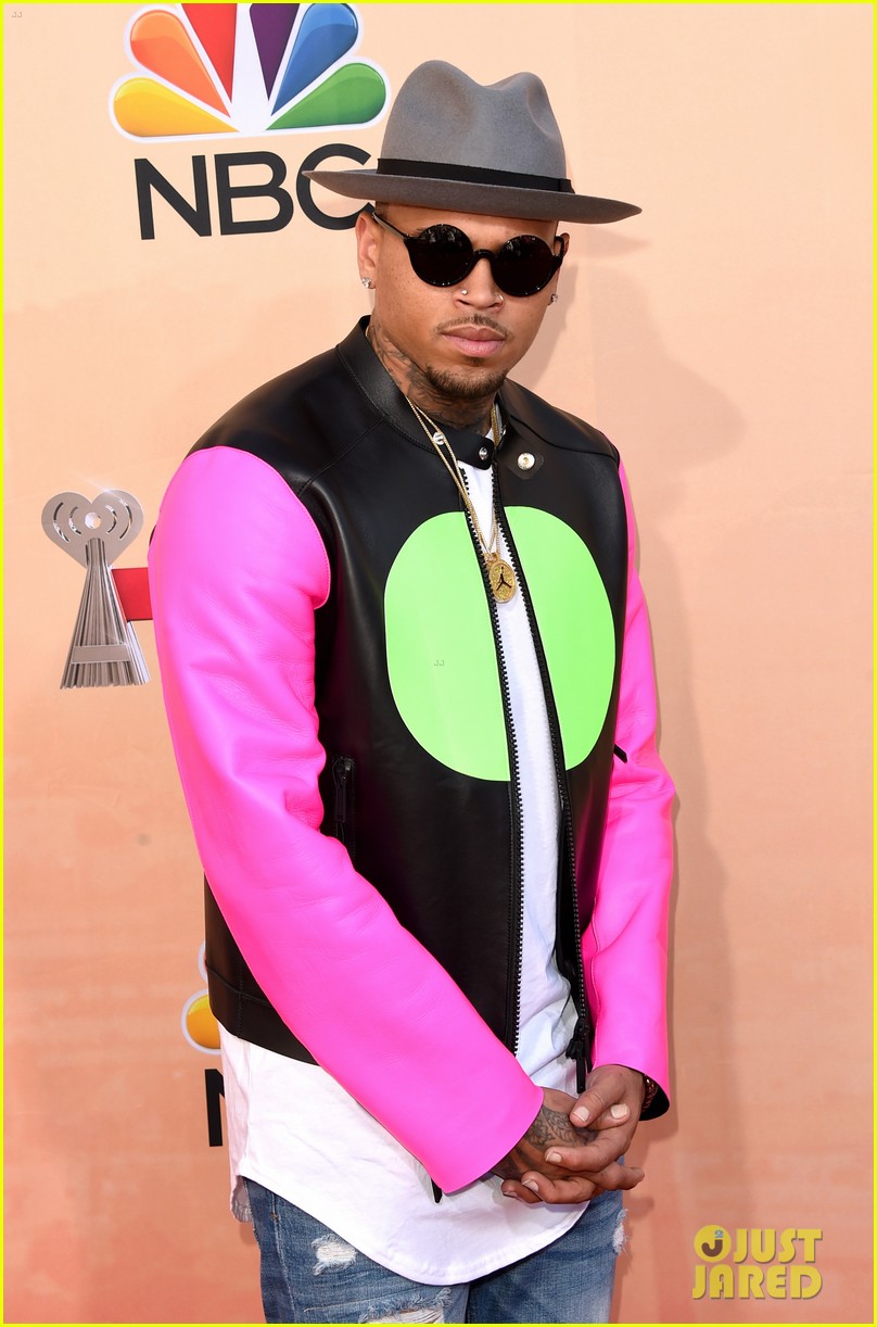 Chris Brown Is Ready for the iHeartRadio Music Awards 2015: Photo ...