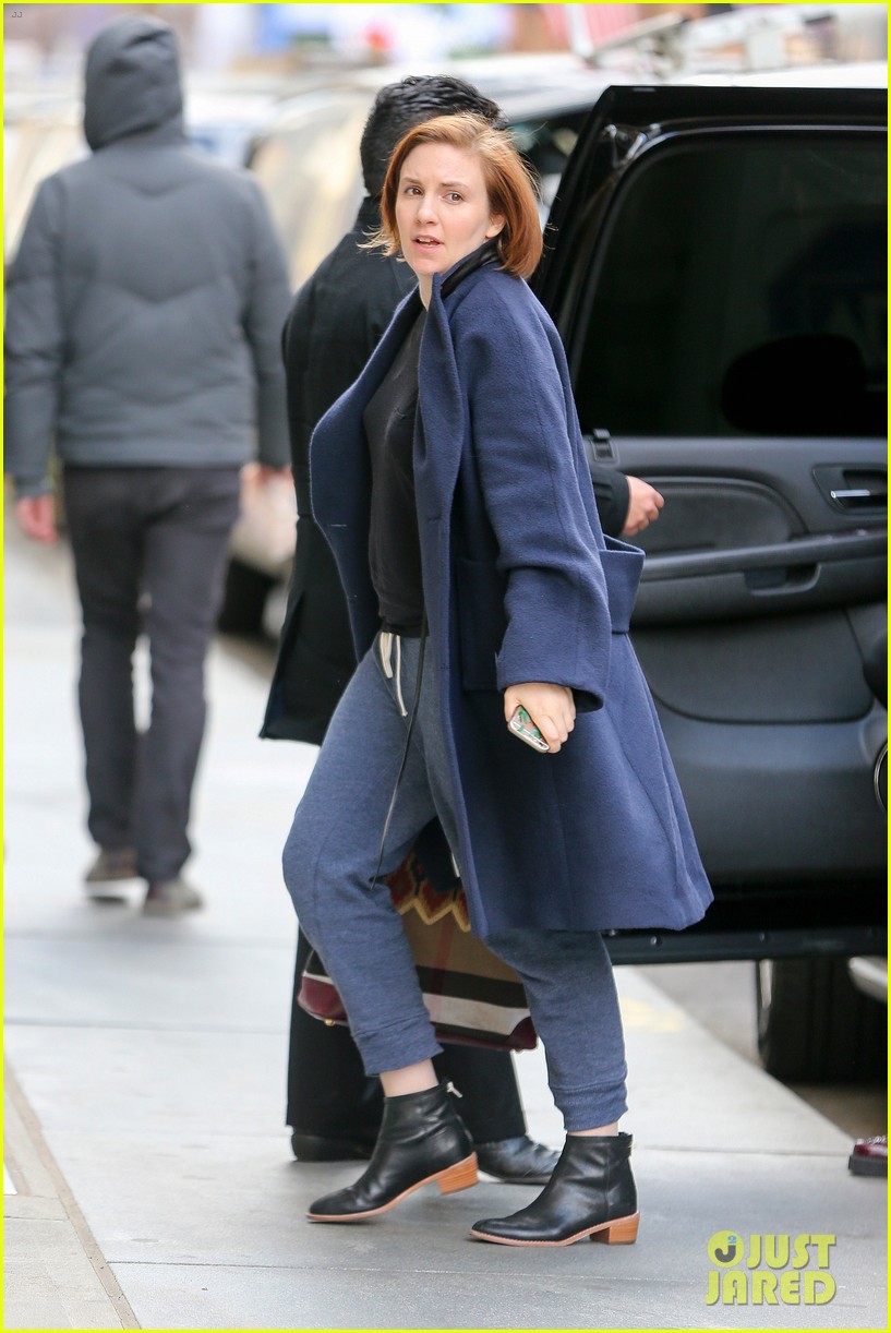 Lena Dunham Debuts New Pixie Cut & Talks Guest Starring on 'Scandal' on ...