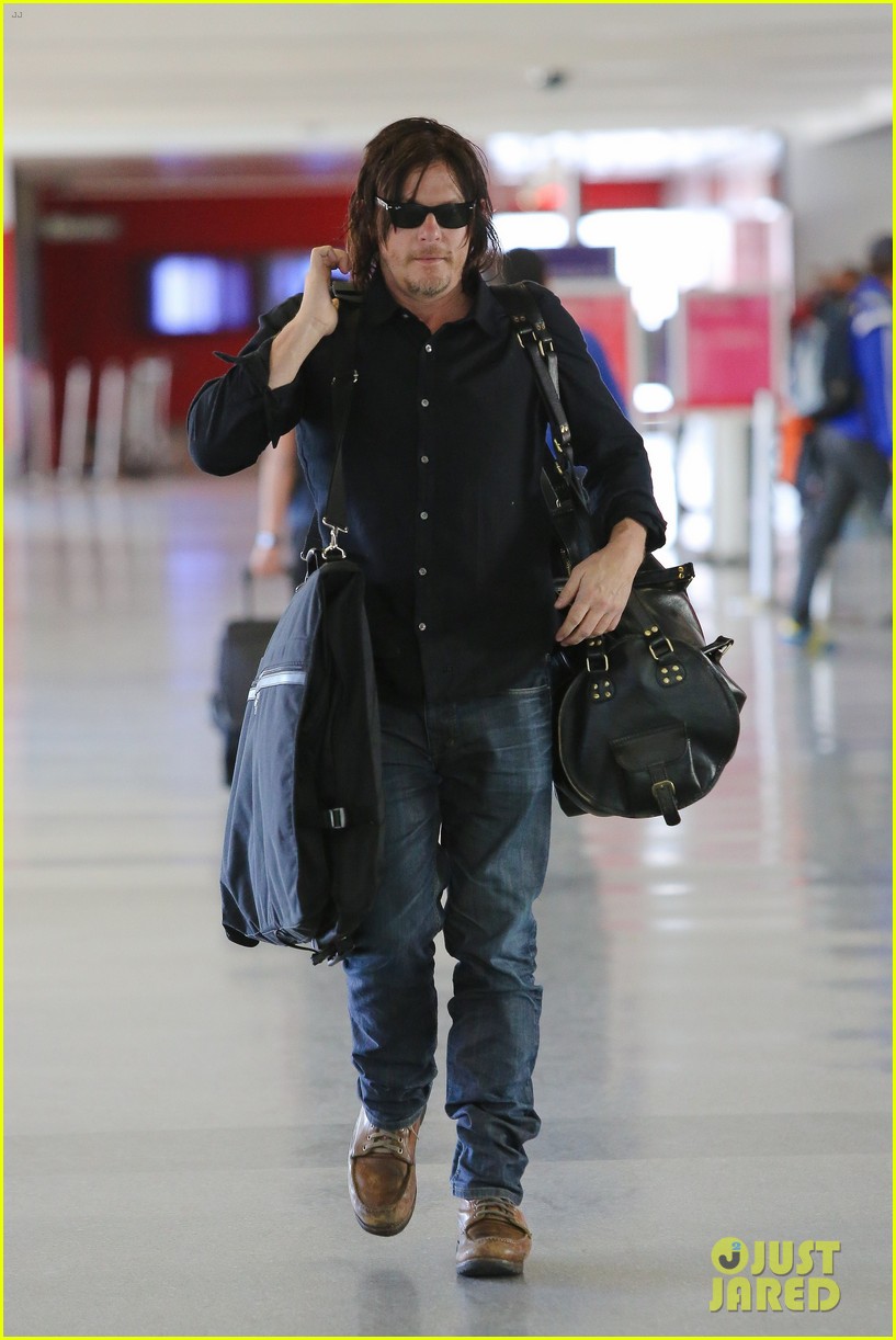 Norman Reedus Not Afraid of Daryl Being Gay on 'Walking Dead': Photo ...