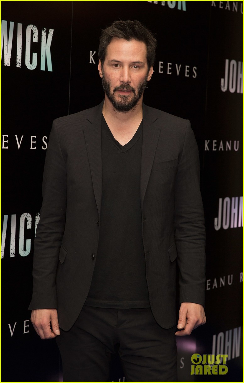 Keanu Reeves Will Star in 'The Bad Batch' with Jim Carrey, Jason Momoa ...