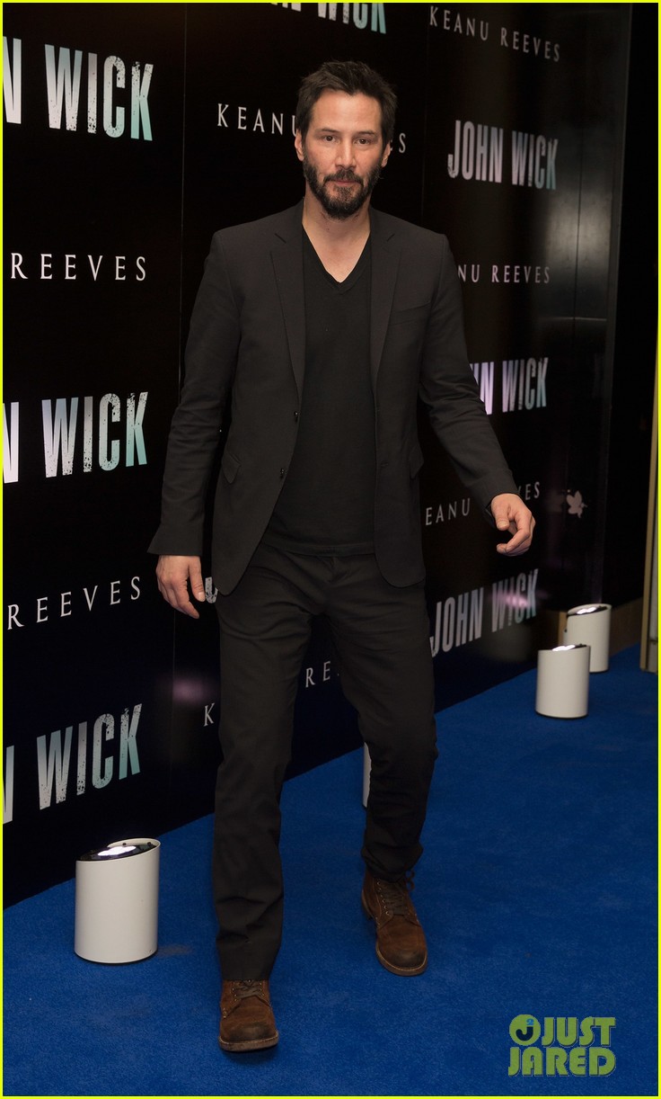 Keanu Reeves Will Star in 'The Bad Batch' with Jim Carrey, Jason Momoa ...