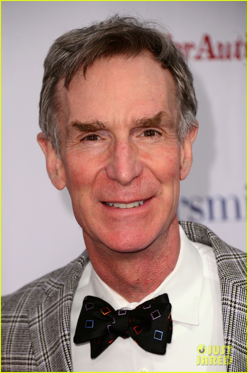 Paul Rudd & Maya Rudolph Bring the Laughs to Night Of Too Many Stars ...