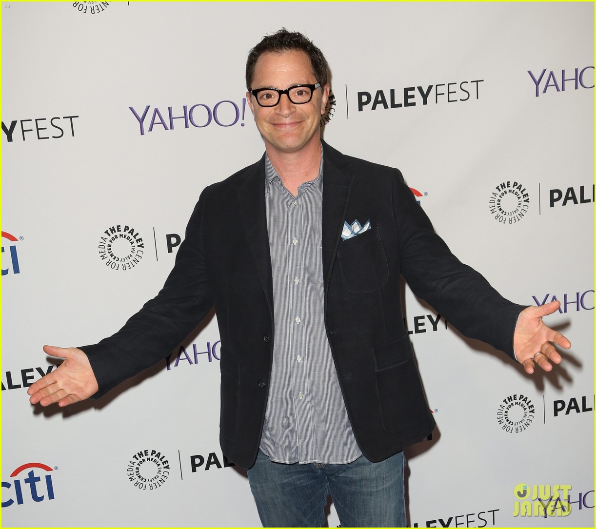 'Scandal' Cast Takes an Epic Selfie at PaleyFest 2015 Panel!: Photo ...