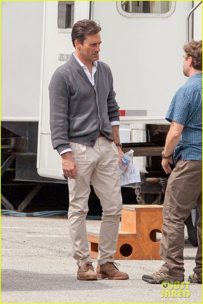 Jon Hamm's Tight Pants Are Back on 'Keeping Up with the Joneses' Set ...