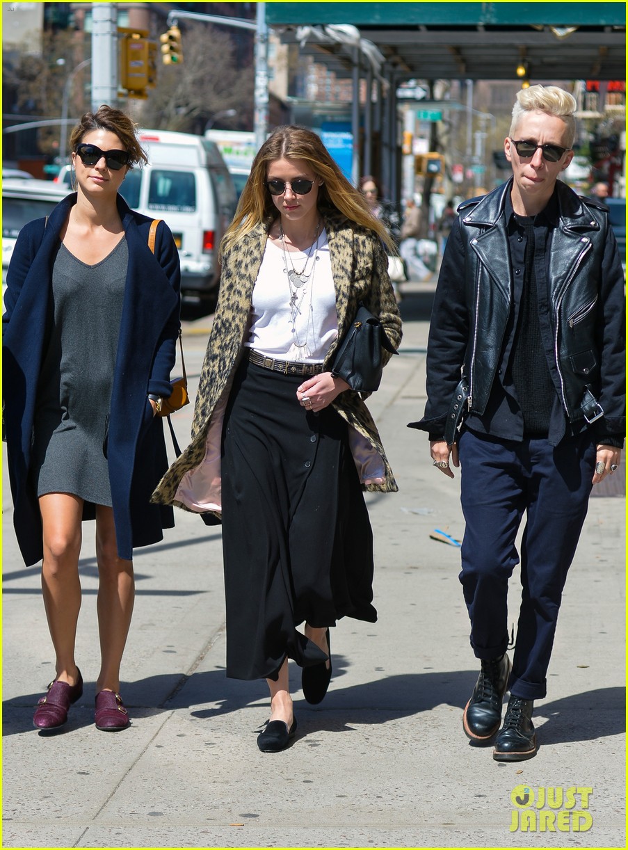 Photo: amber heard looks fierce for lunch outing 17 | Photo 3348882 ...
