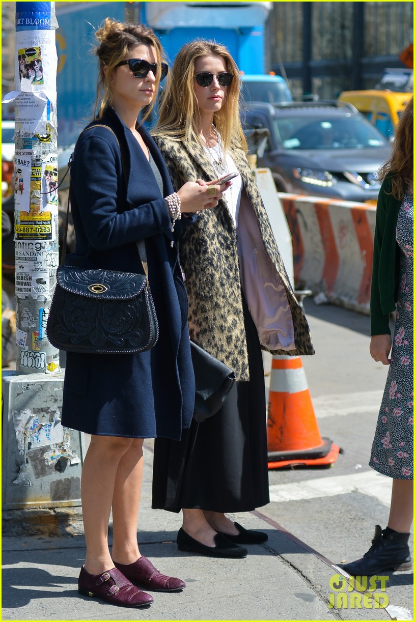 Amber Heard Looks So Fierce For Lunch Outing With Friends: Photo ...