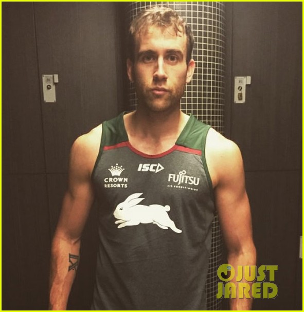 Harry Potter's Matthew Lewis Bares His Ripped Body in New Shirtless ...