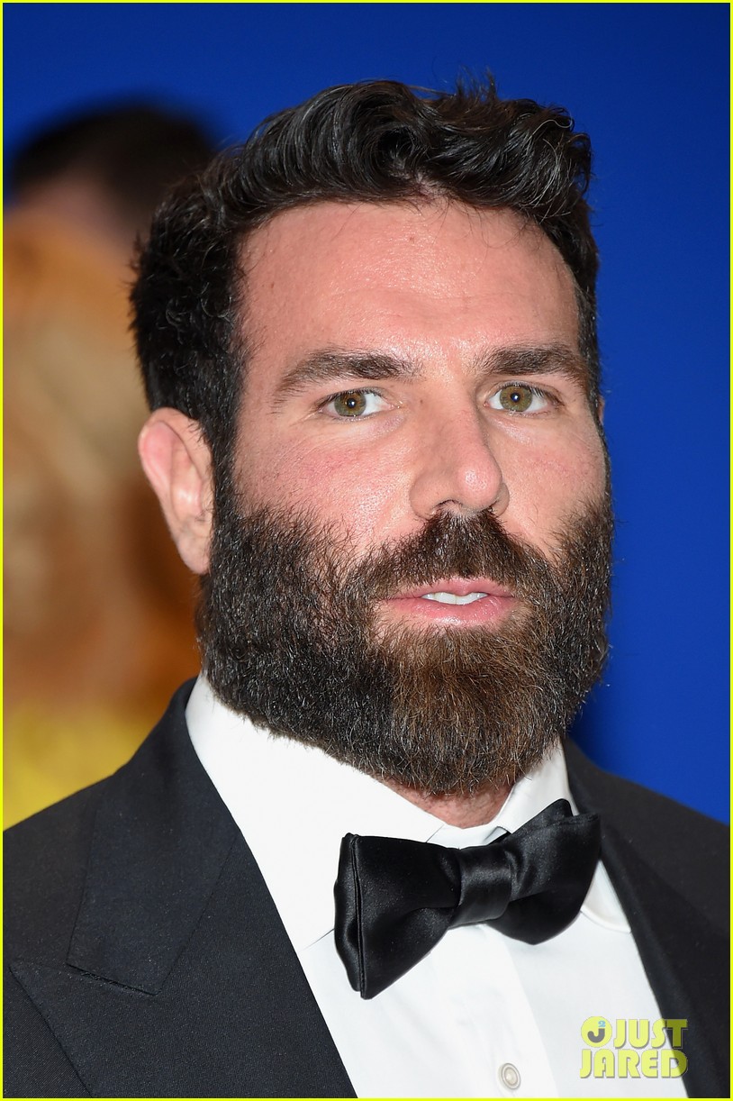 Norman Reedus & Nikolaj Coster-Waldau Bring Handsome to the WHCD 2015 ...