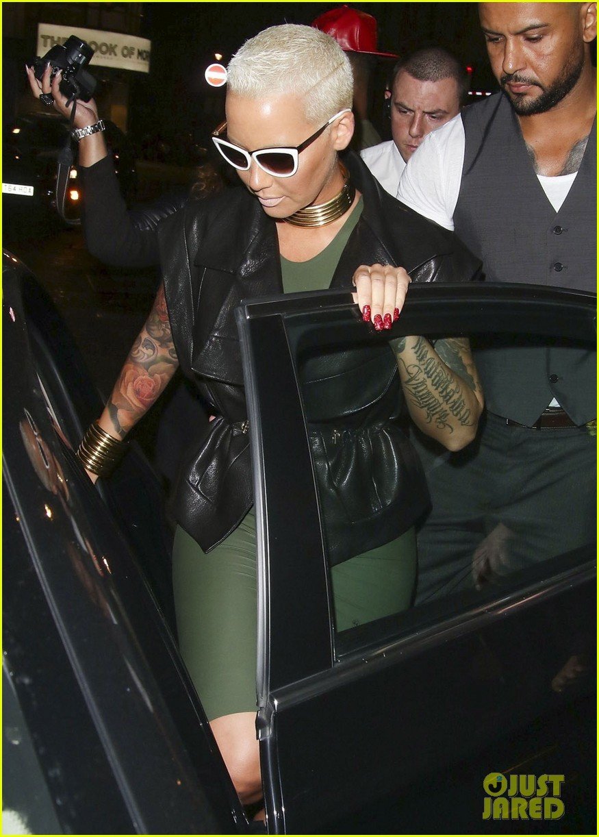 Amber Rose Stars in Amy Schumer's Hilarious 'Milk Milk Lemonade' Music ...