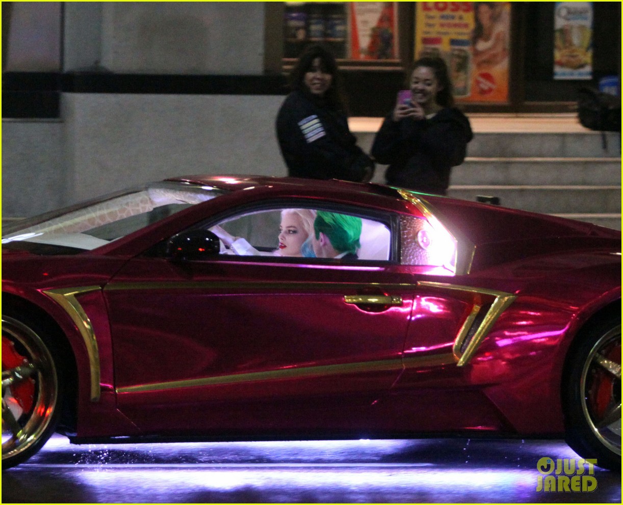 Ben Affleck's Batman Chases After Jared Leto's Joker in New 'Suicide ...