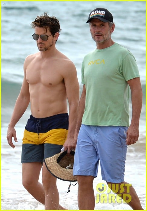 Matt Bomer Goes Shirtless in Hawaii with Husband Simon Halls: Photo 3373982 | Matt Bomer ...