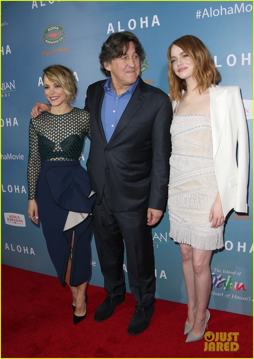 Emma Stone & Rachel McAdams Pair Up for 'Aloha' Premiere: Photo 3379833 ...