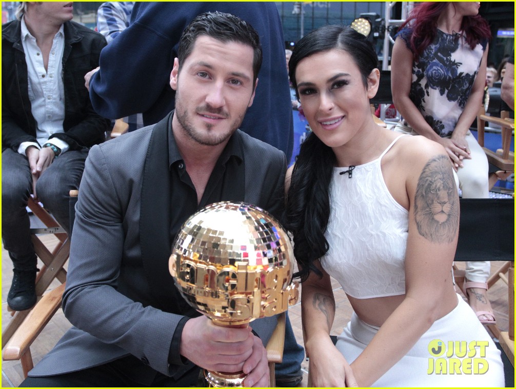 Rumer Willis & Val Chmerkovskiy Celebrate DWTS Win on 'Good Morning ...