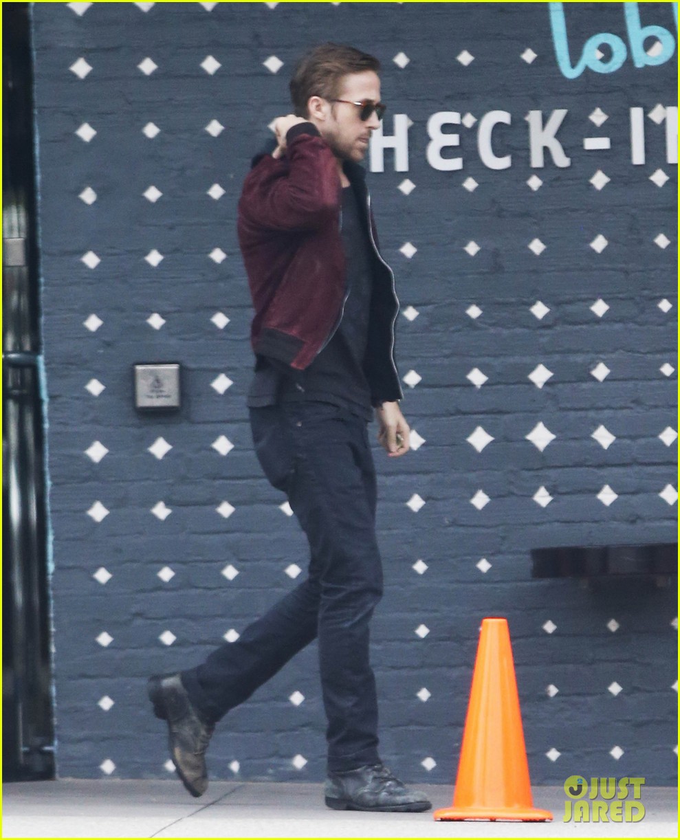 Ryan Gosling's Girlfriend Eva Mendes Shares Her First Selfie: Photo ...