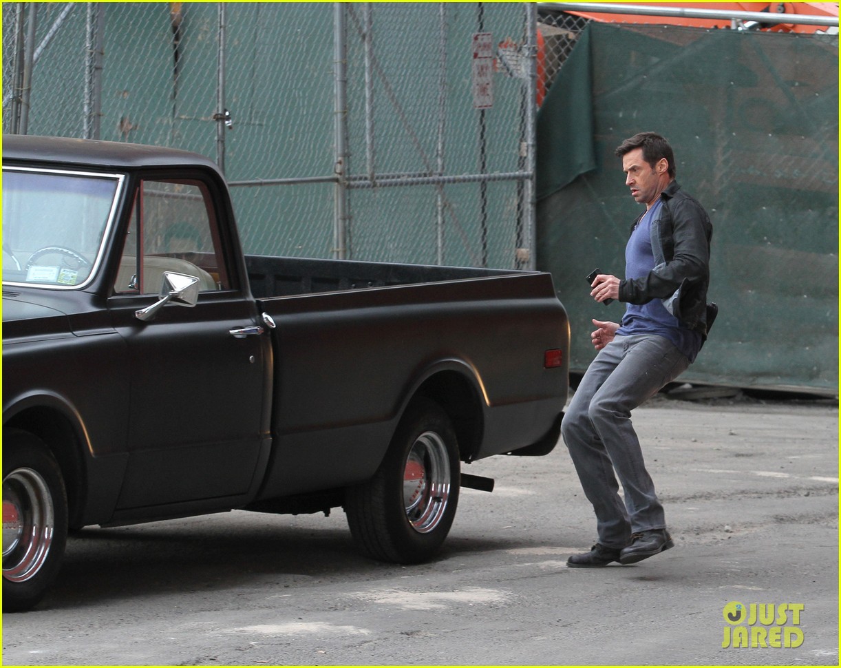 Hugh Jackman Teaches Jimmy Fallon How To Properly Eat Vegemite: Photo ...