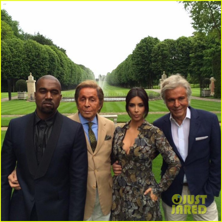 Kanye West Tweets Sweet Anniversary Note for Kim Kardashian: Photo ...