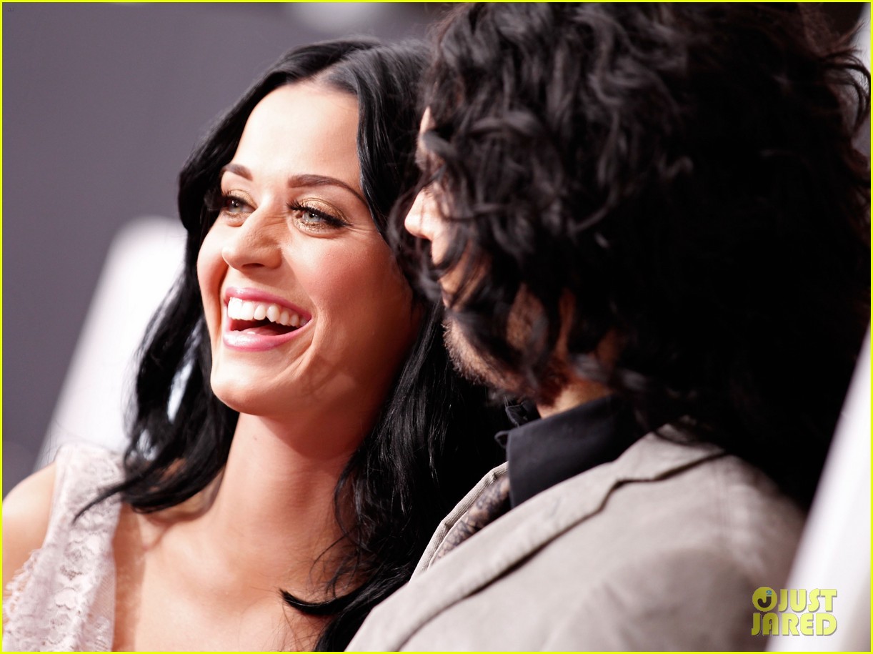 Katy Perry Slams Journalist For Re-Purposing 3-Year-Old Interview About ...