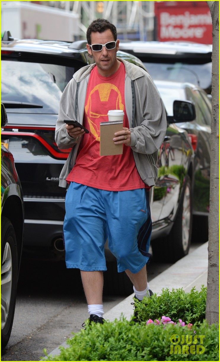 Adam Sandler Performs Musical Tribute In Honor of David Letterman on ...