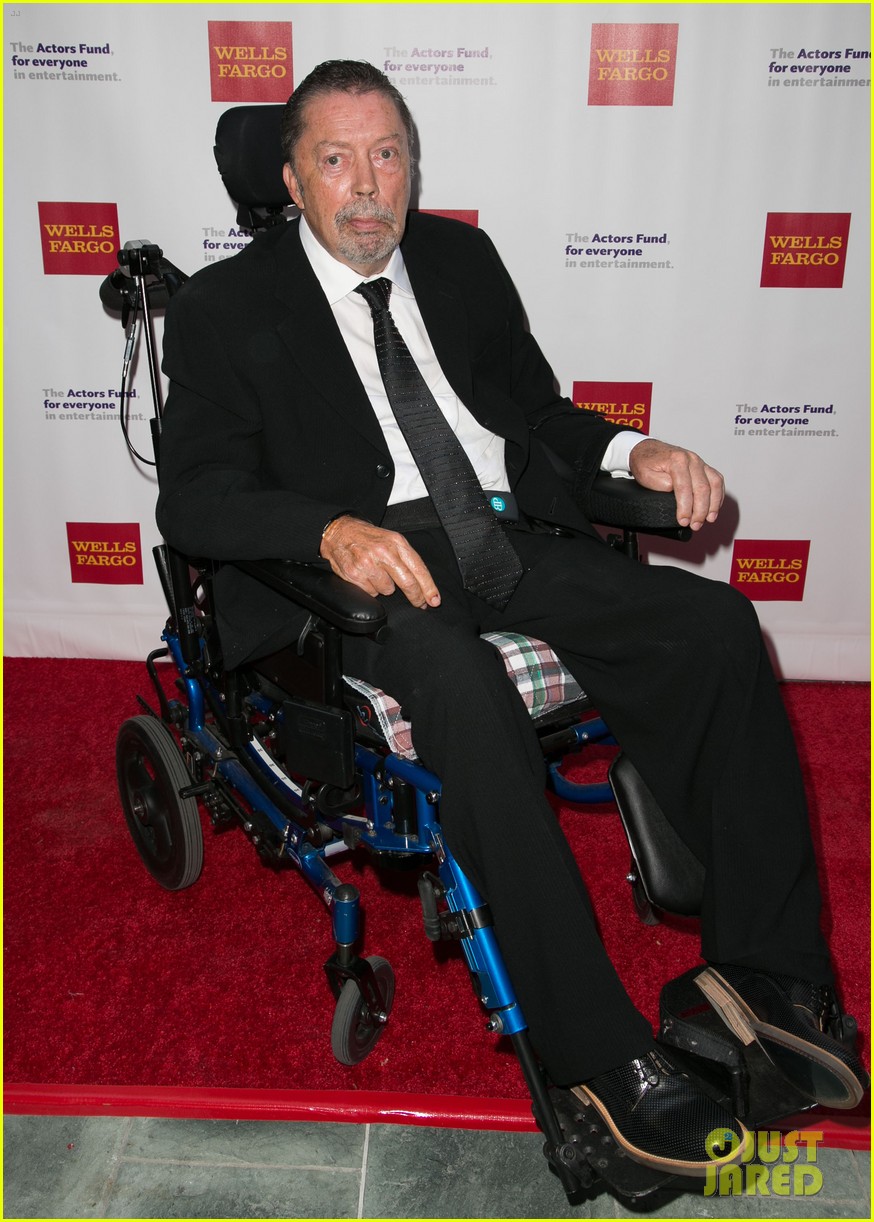 Tim Curry Makes Rare Appearance After Suffering Stroke: Photo 3389754 ...