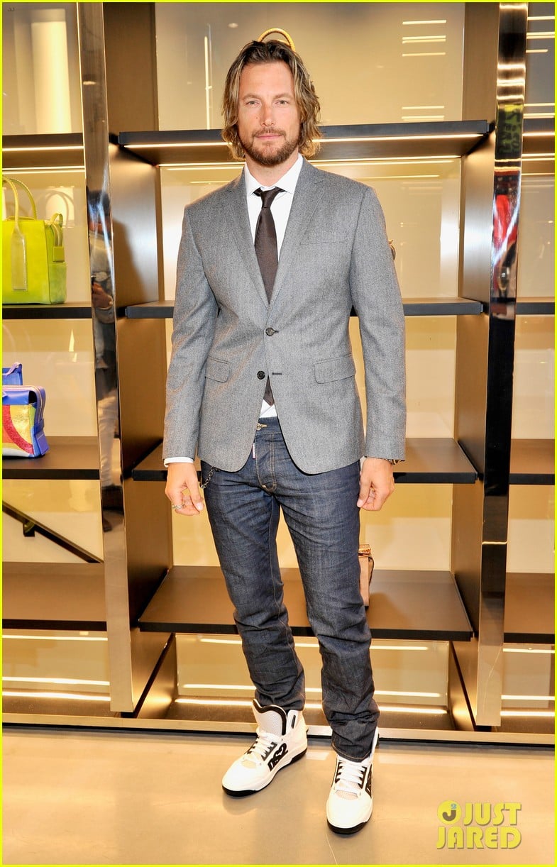 Photo: hannah davis gabriel aubry dsquared party 05 | Photo 3387283 ...