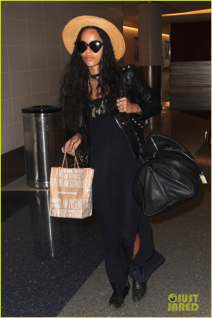 Zoe Kravitz & Maggie Q Get Ready to Film More 'Allegiant': Photo ...