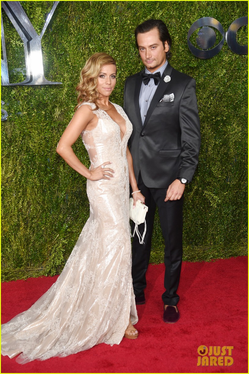 A Bird Pooped on Laura Bell Bundy at Tony Awards 2015!: Photo 3388195 ...