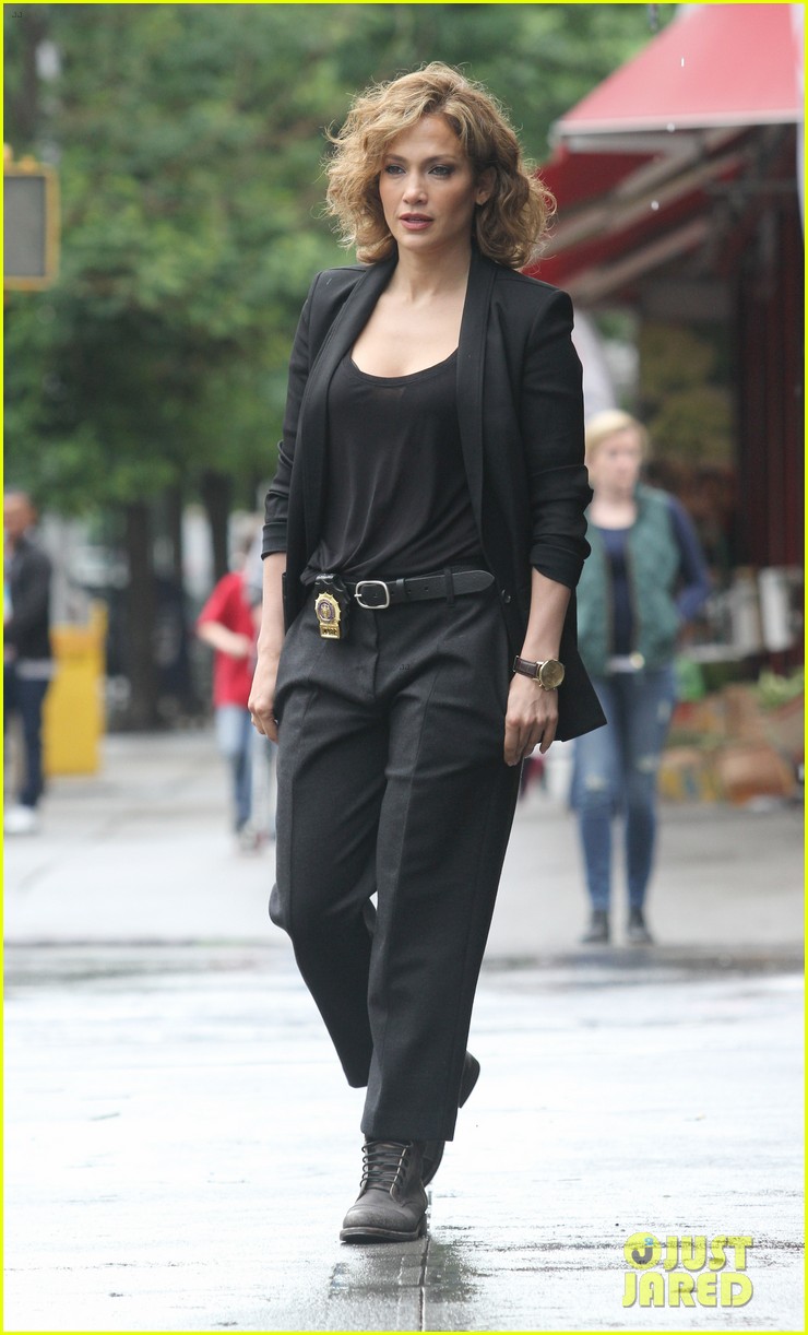 Jennifer Lopez Looks White Hot in Prince Royce's 'Back It Up' Music ...