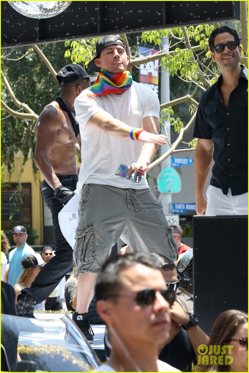 Channing Tatum & Matt Bomer Dance on L.A. Pride Float!: Photo 3393801 ...