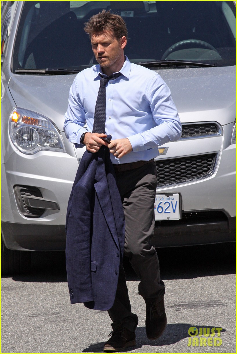 Sam Worthington Shows Some Chest Hair on 'Shack' Set: Photo 3402749 ...