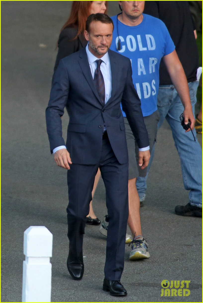 Sam Worthington Shows Some Chest Hair on 'Shack' Set: Photo 3402768 ...