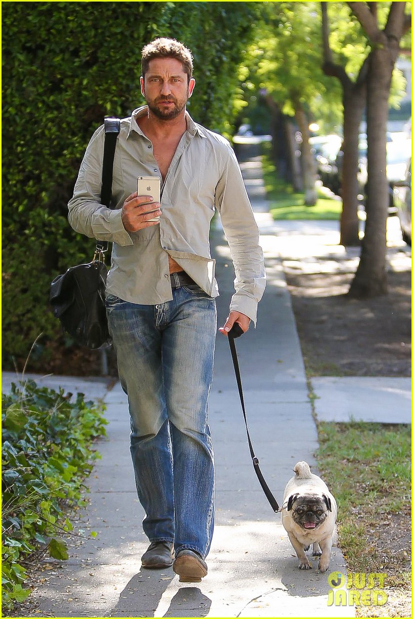 Gerard Butler Takes His Cute Dog Lolita For a Walk: Photo 3423101 ...