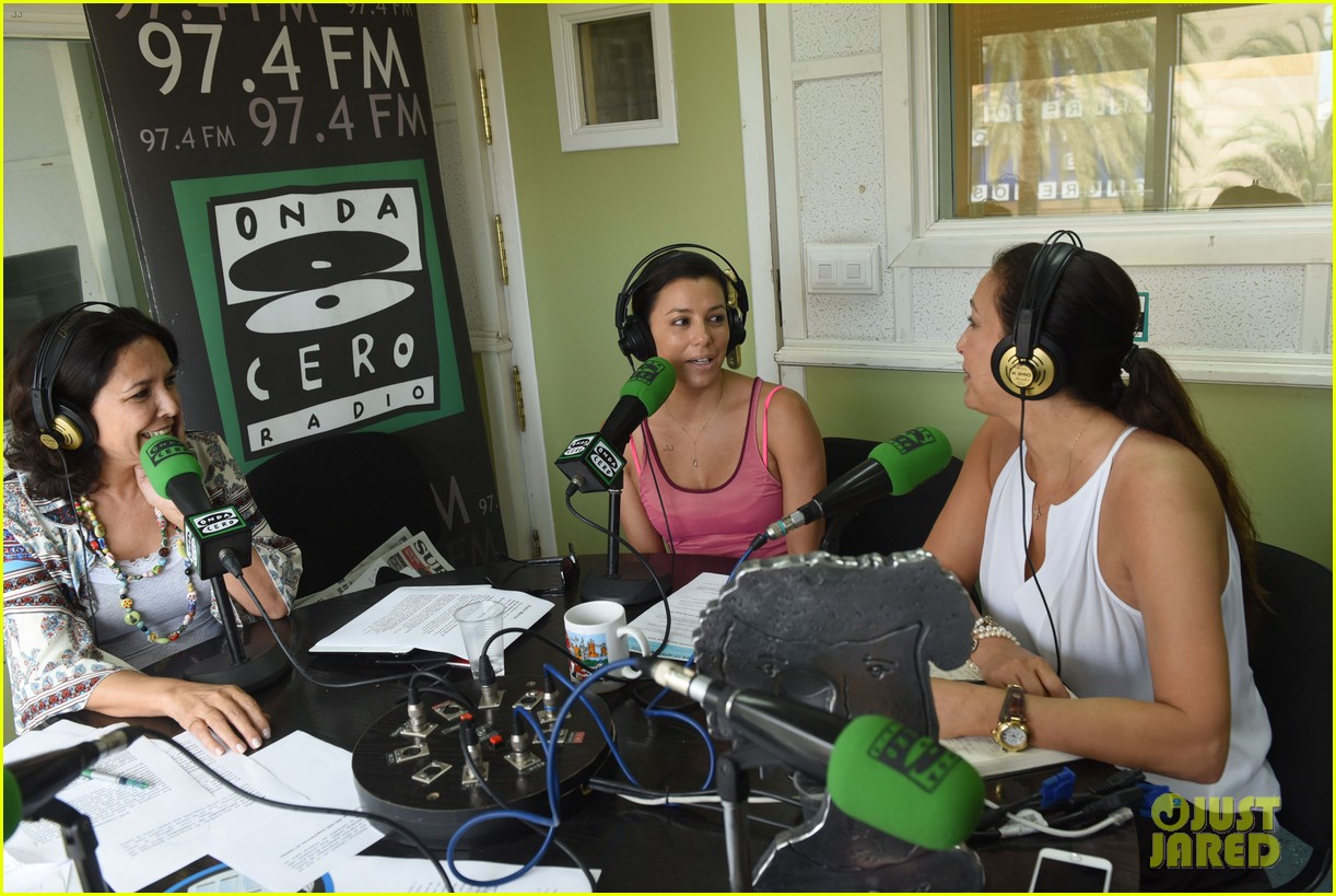 Eva Longoria Steps Out at Global Gift Gala 2015 in Spain: Photo 3408511 ...