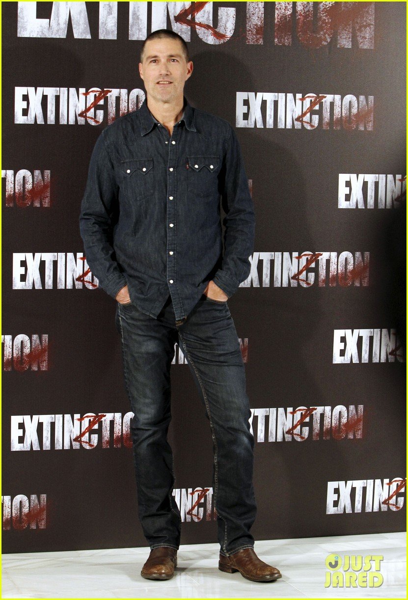 Matthew Fox Brings 'Extinction' To Madrid!: Photo 3426206 | Matthew Fox ...