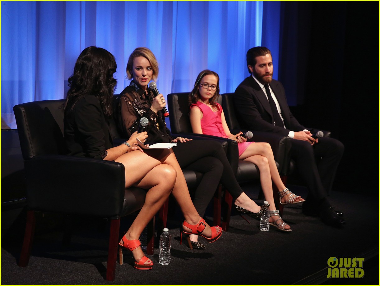 Jake Gyllenhaal Gets Slapped in the Face by Jimmy Fallon!: Photo ...