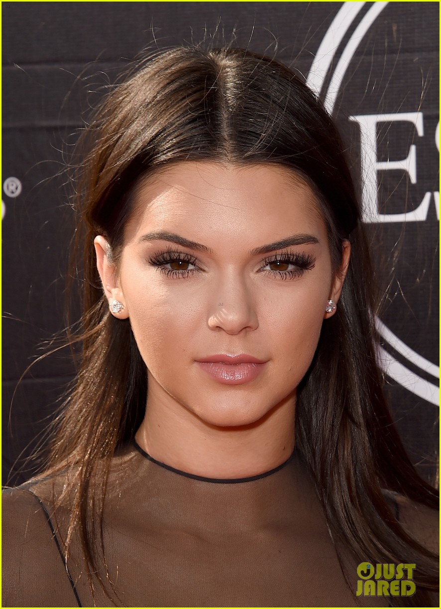Kendall & Kylie Jenner Hit ESPYs 2015 to Support Caitlyn: Photo 3416949 ...
