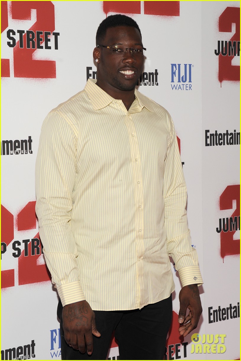 New York Giants Defensive End Jason Pierre-Paul Injured in Fireworks ...