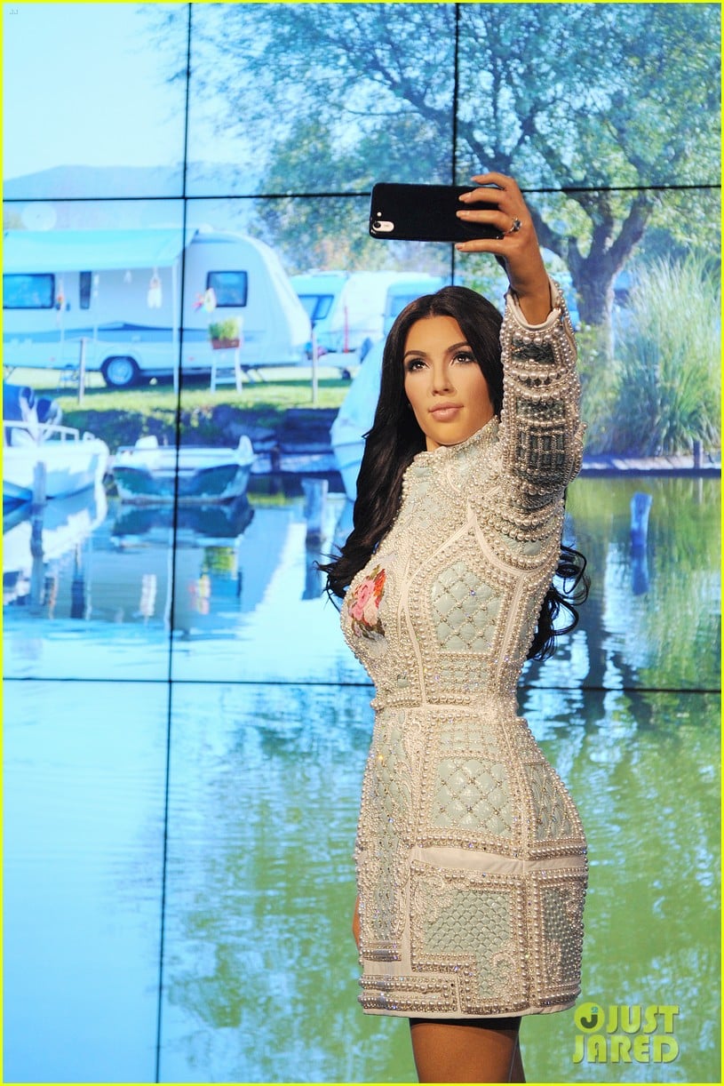 Kim Kardashian's Wax Figure in London Is Selfie Ready!: Photo 3412242 ...