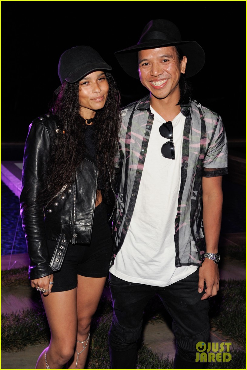 Zoe Kravitz Dating Singer Twin Shadow?: Photo 3419937 | Zoe Kravitz ...