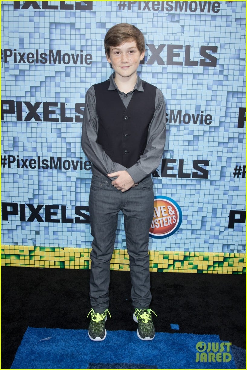 Michelle Monaghan & Adam Sandler Premiere 'Pixels' in NYC: Photo ...